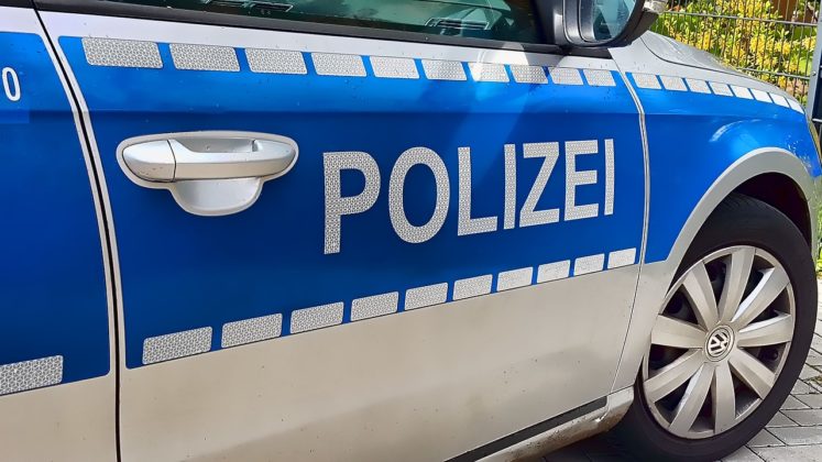 Schwerer Unfall zwischen Gau-Odernheim und Dorn-Dürkheim: Fahrer lebensgefährlich verletzt ...